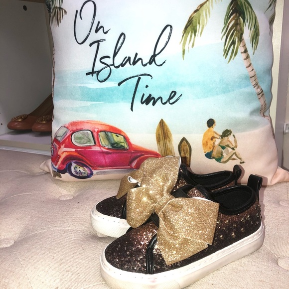 JoJo Siwa | Shoes | Jojo Siwa Girls Sequin Bow Toes Lace Gold Slip On ...